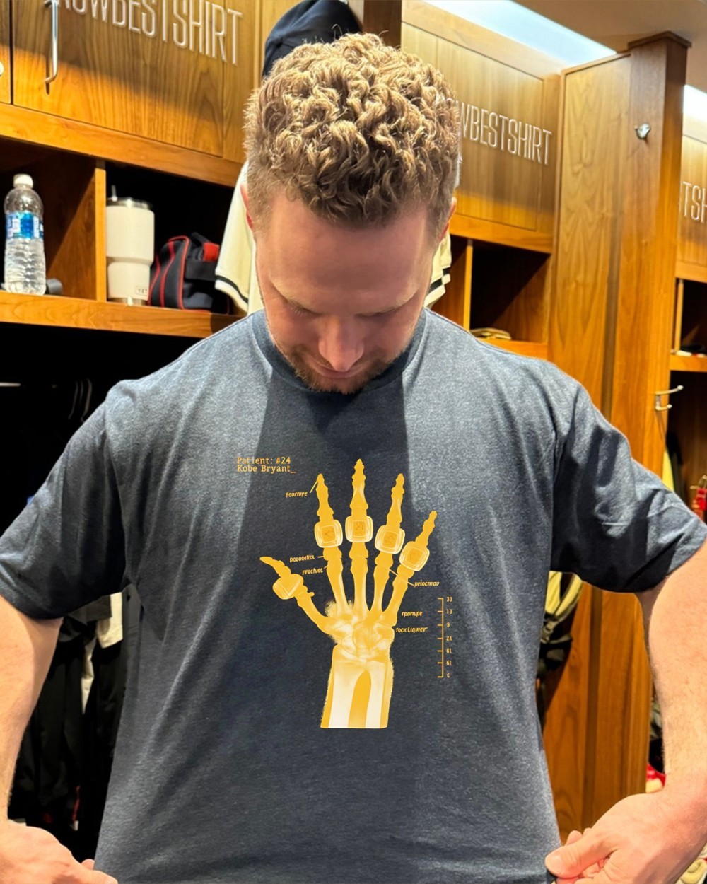 Kobe Bryant Wearing Rings